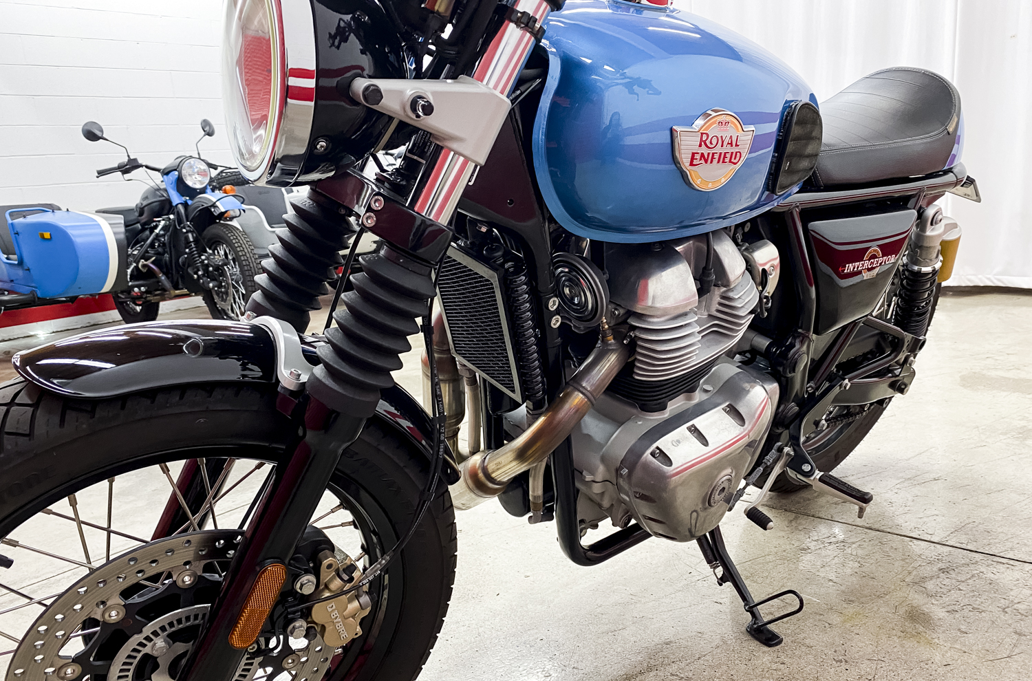 Rosso Corsa Gallery » 2022 Royal Enfield INT650 CUSTOM